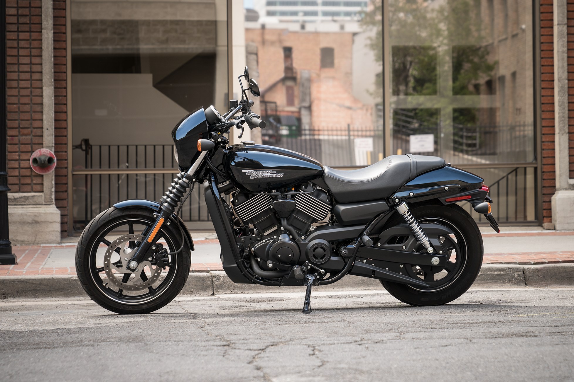 ใหม่ Harley Davidson Street 750 ราคา ตารางผ่อนดาวน์ รถมอเตอร์ไซค์สไตล์ ...
