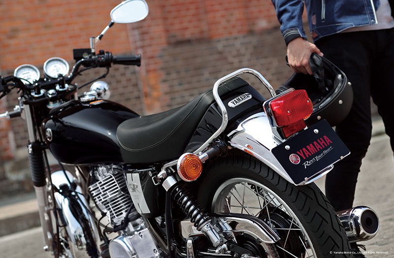 ใหม่ New Yamaha SR400 2020 ราคา ตารางผ่อน-ดาวน์ บิ๊กไบค์สไตล์เรโทรคลาสสิก